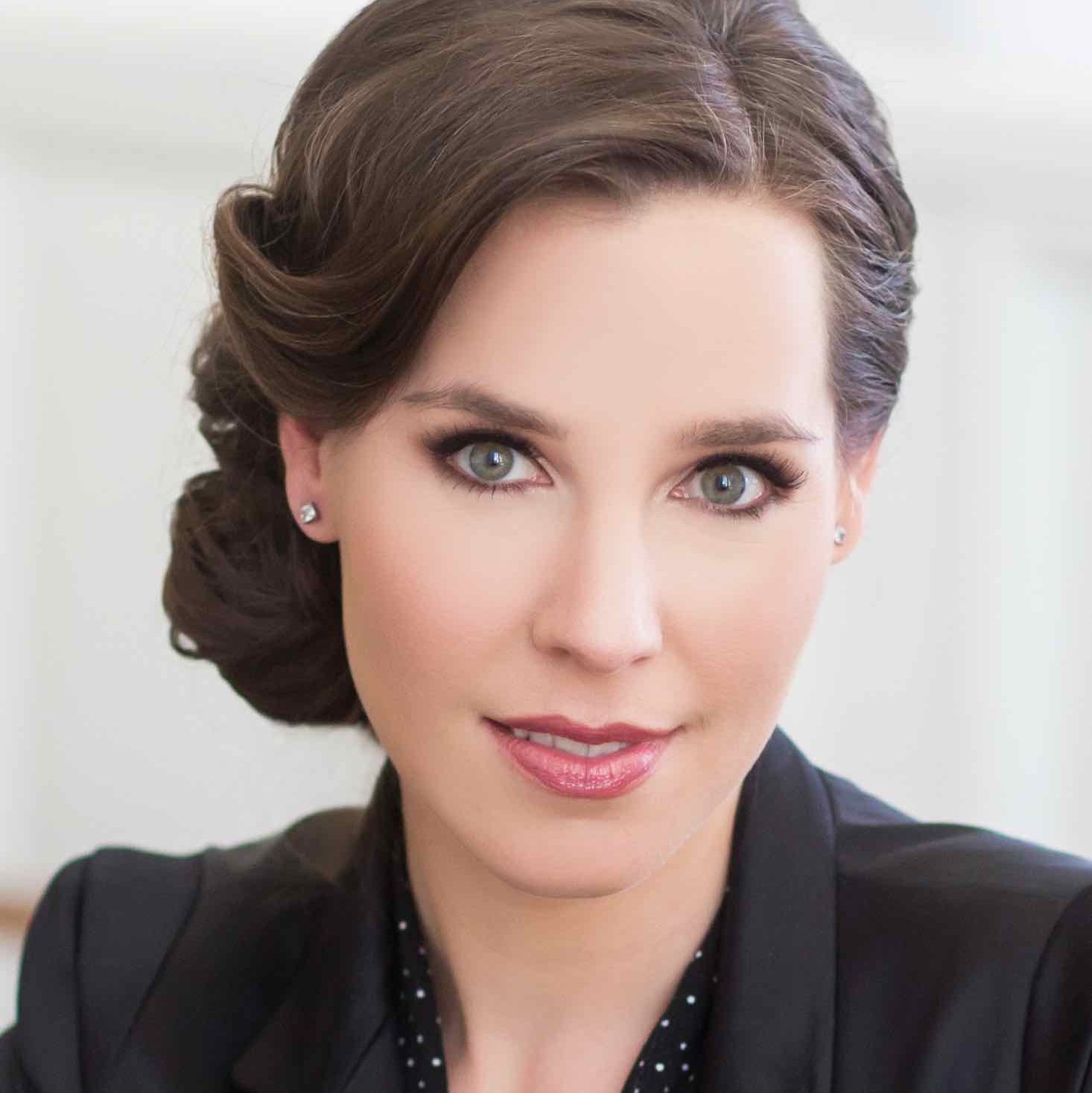 Christie Conover (Soprano) - Denver Philharmonic